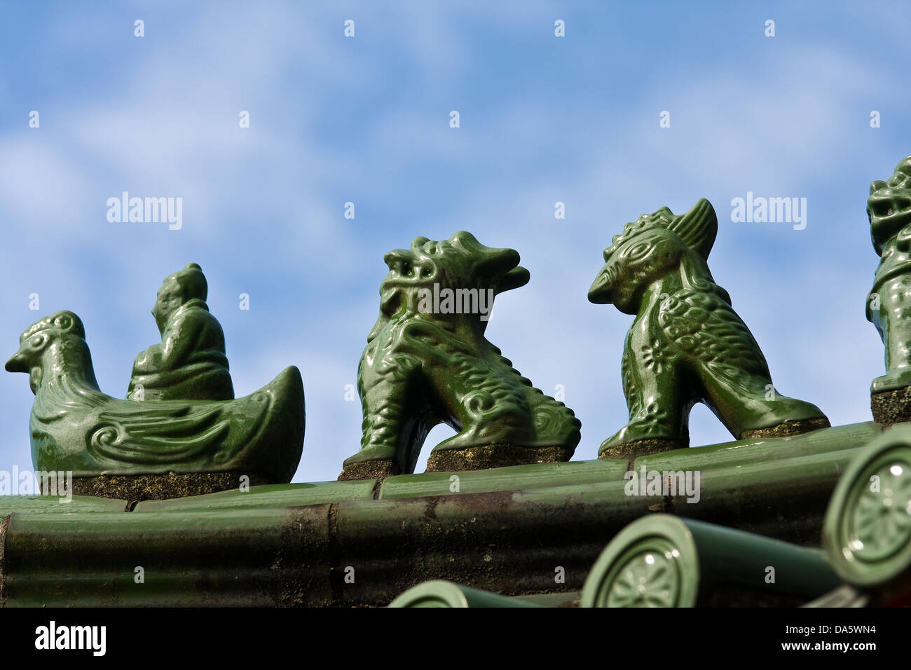 Asia, Singapore, Jurong,Chinese Garden, imperial roof Figures Stock ...