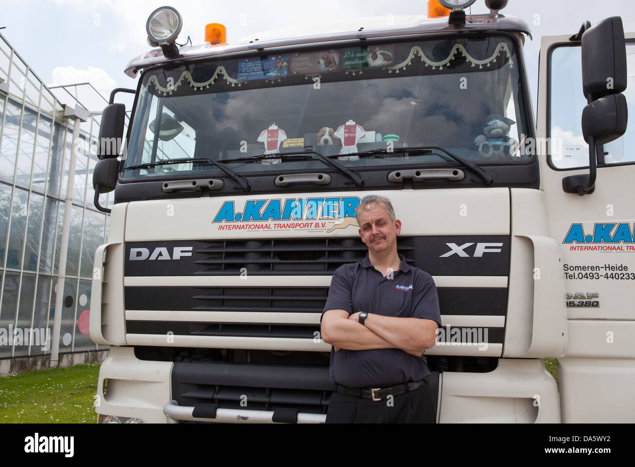Front daf truck hi-res stock photography and images - Alamy