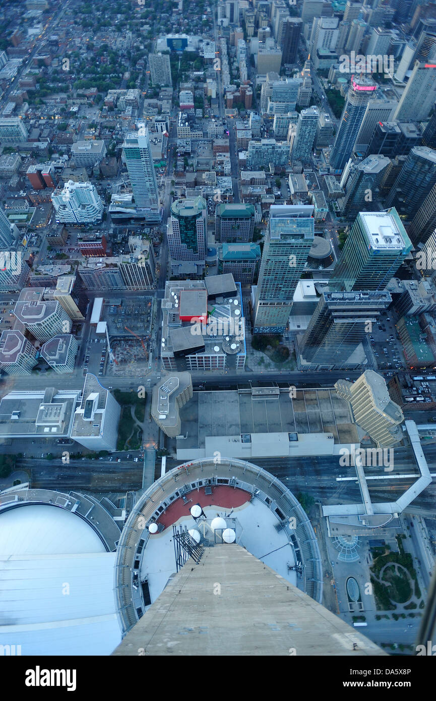 Cn Tower Toronto Observation Deck High Resolution Stock Photography and ...