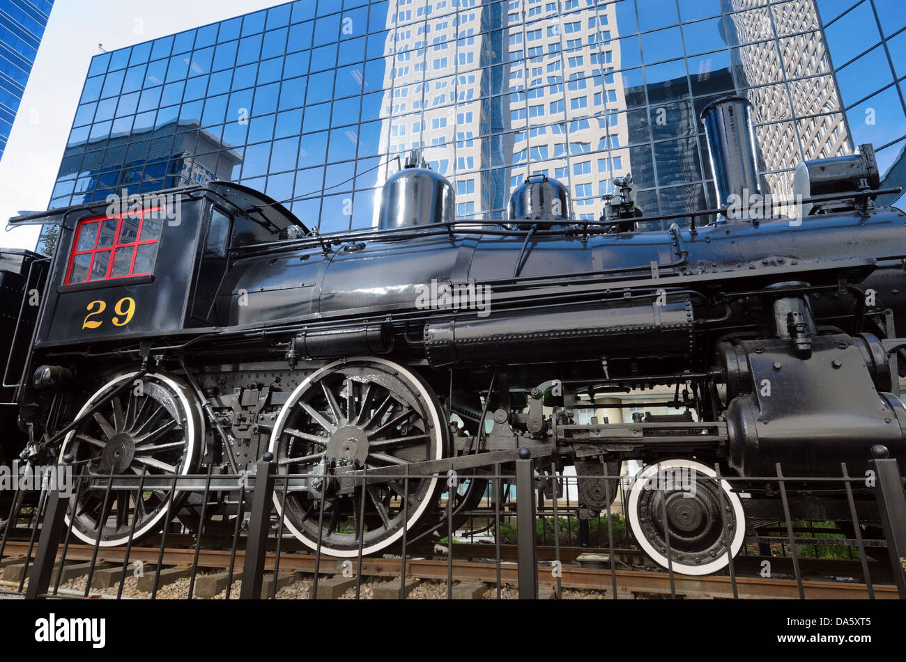 Canada pacific railway hi-res stock photography and images - Alamy