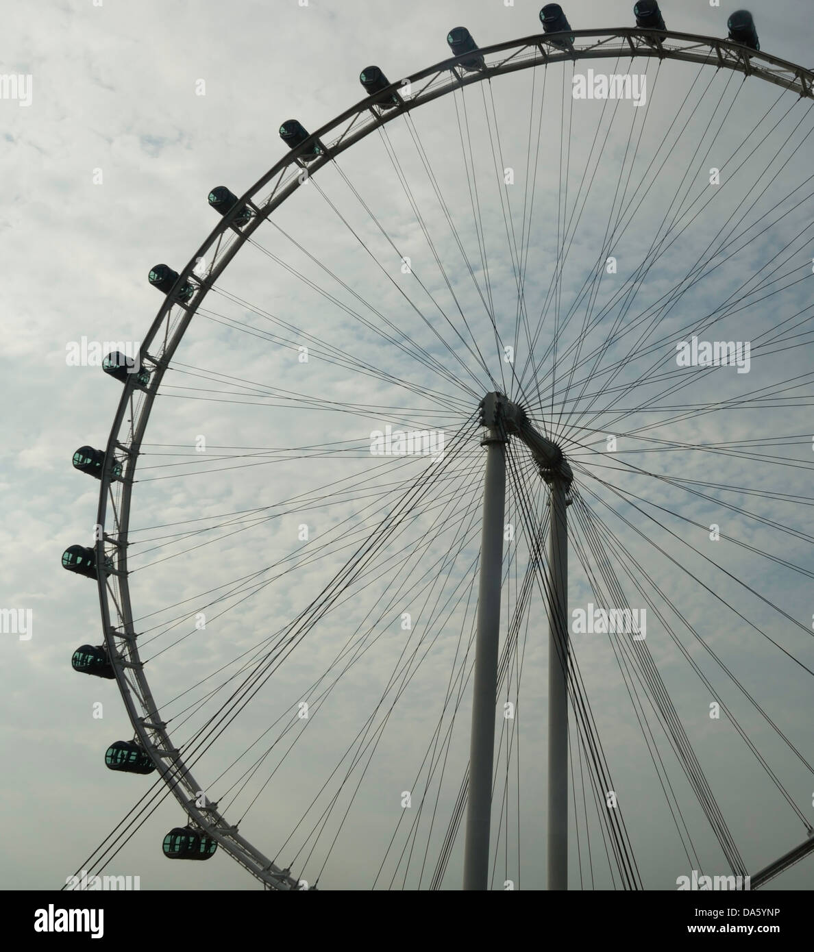 Cross section of singapore flyer hi-res stock photography and images ...