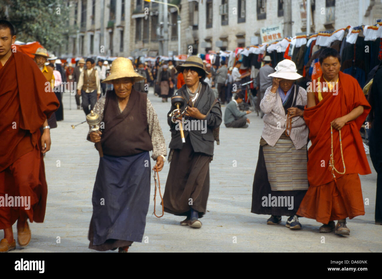 Pilgrims walk hi-res stock photography and images - Alamy