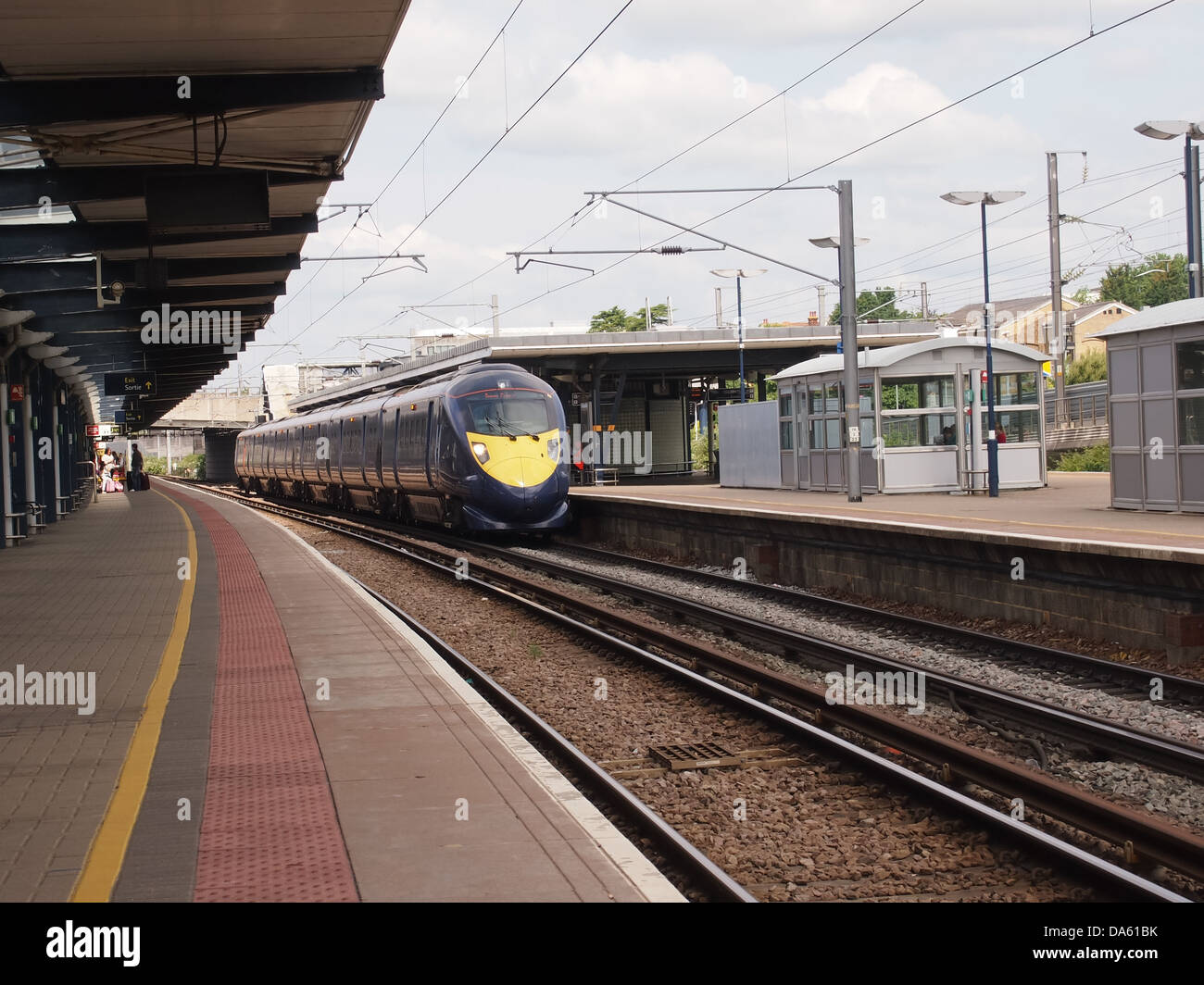 Ashford platform hi-res stock photography and images - Alamy