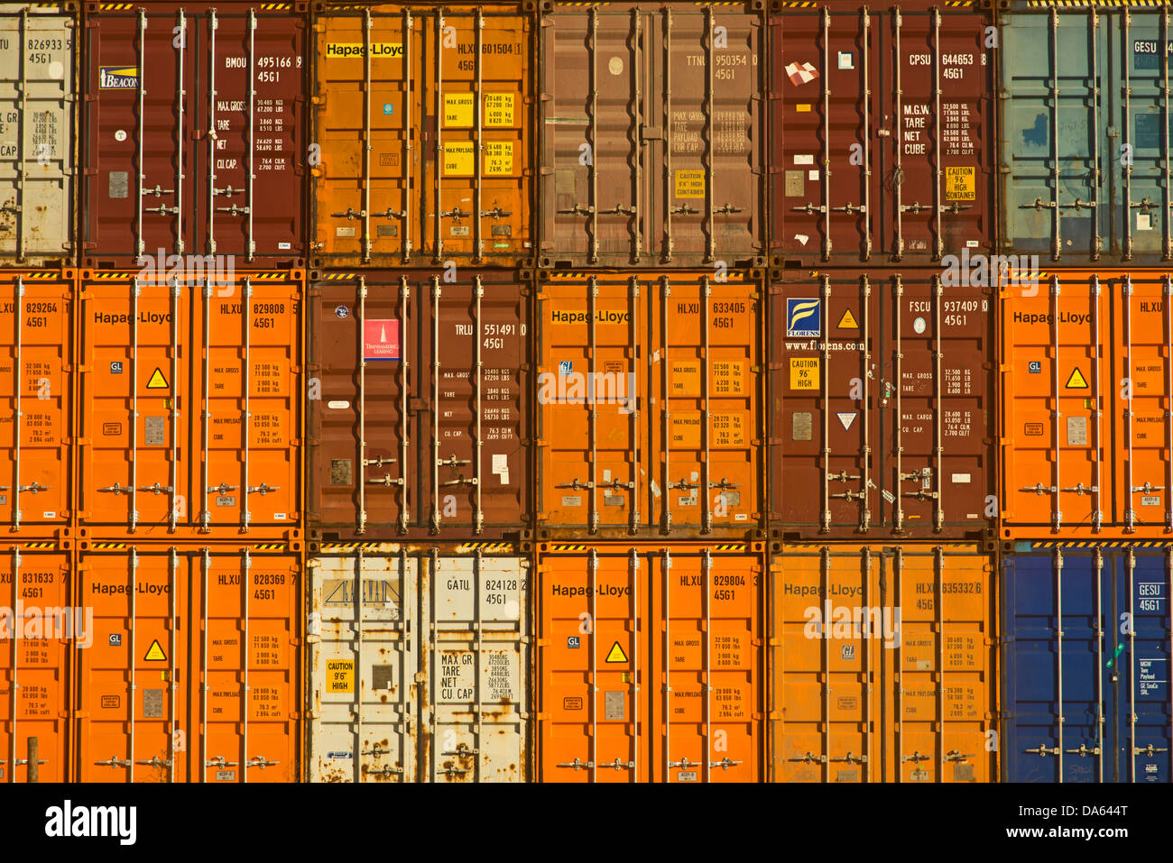 Container loading hi-res stock photography and images - Alamy