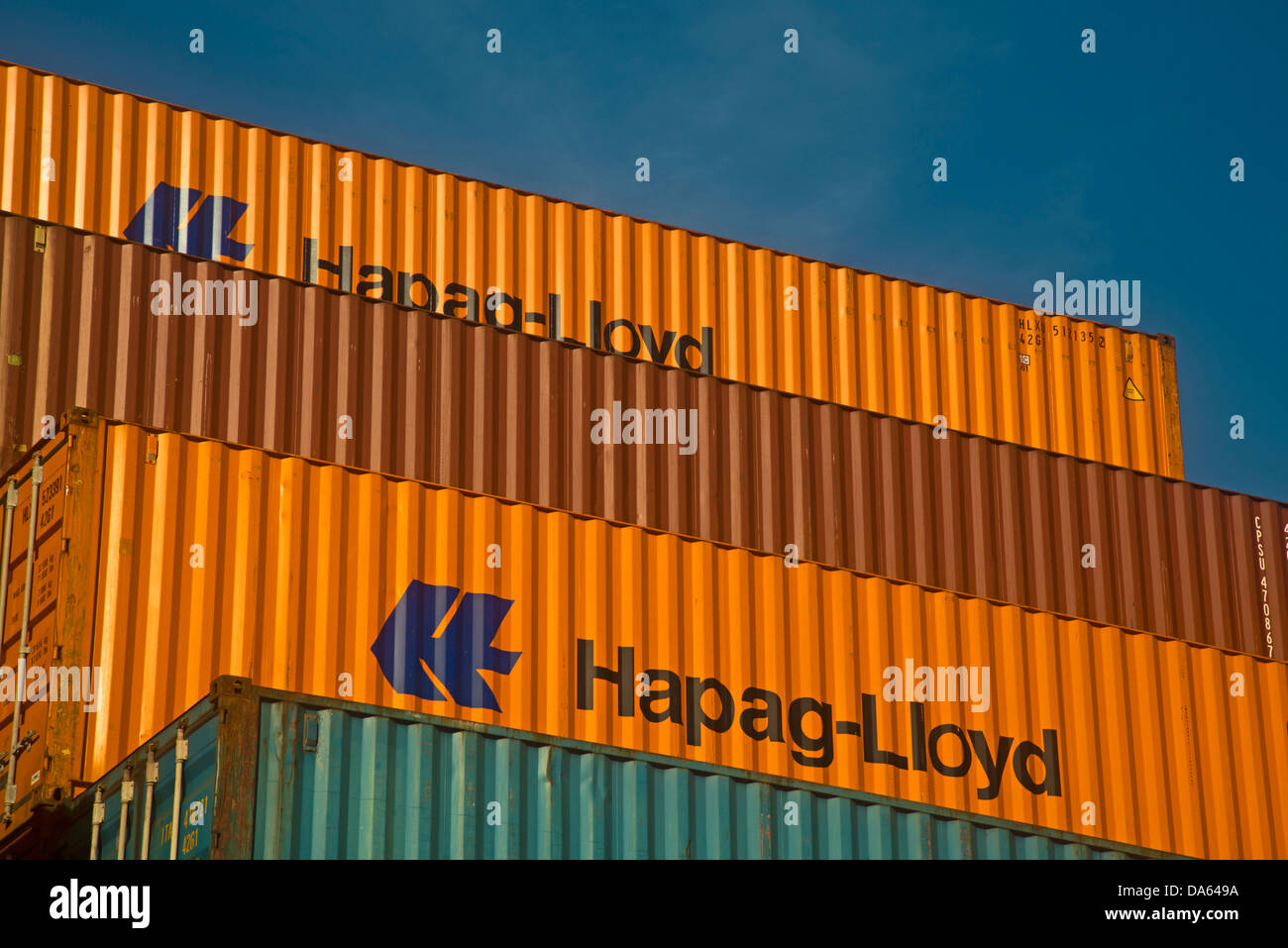 Container loading hi-res stock photography and images - Alamy
