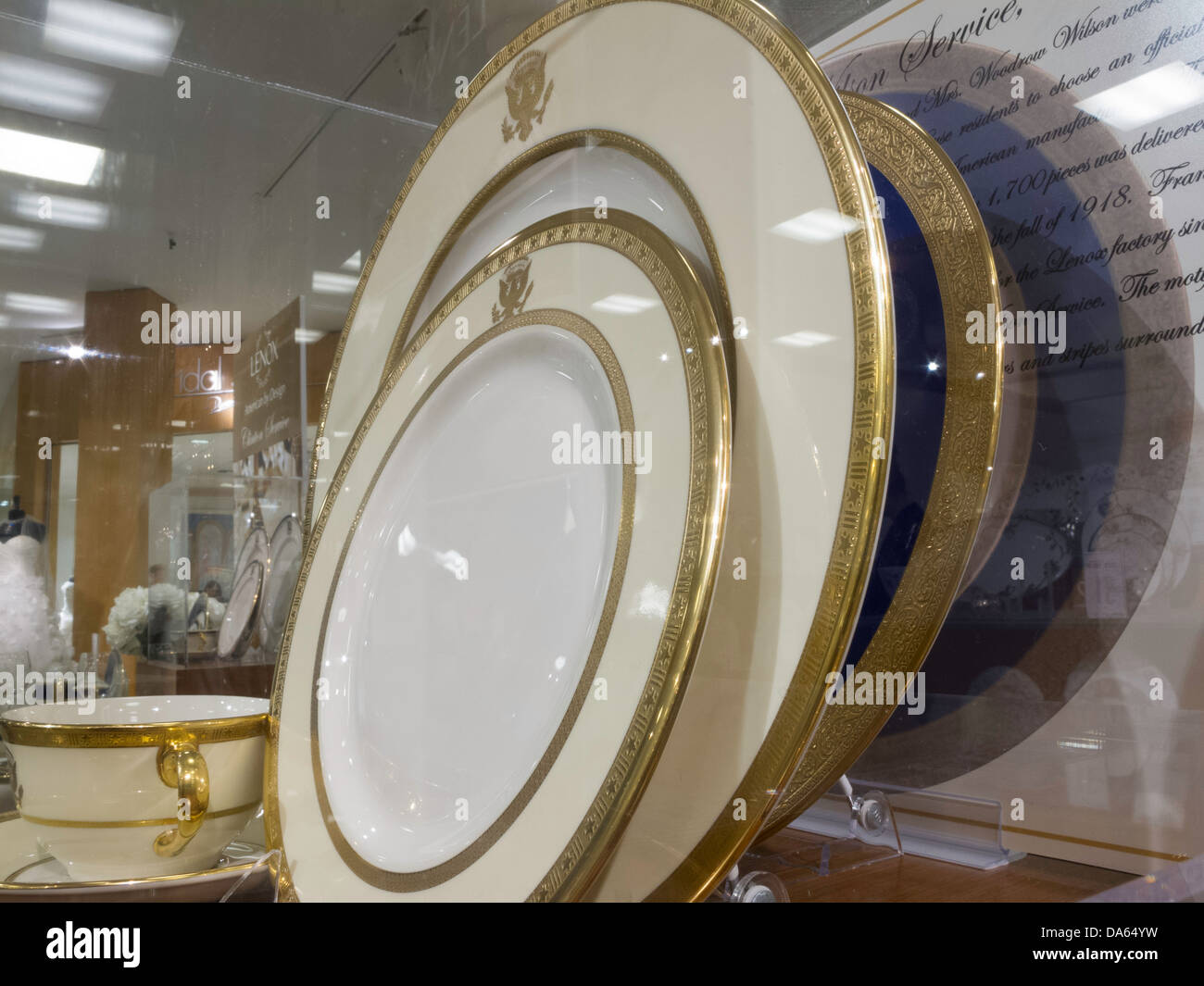 Us department of interior seal hi-res stock photography and images - Alamy