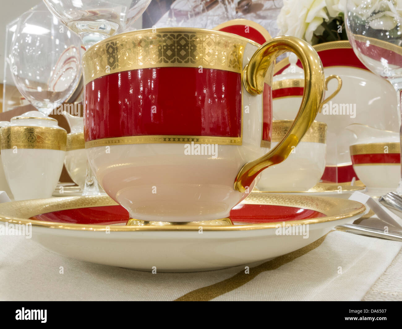 Bone china collection hi-res stock photography and images - Alamy