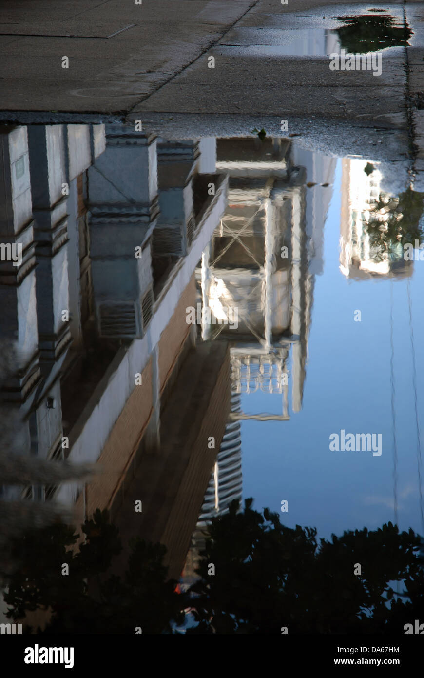 Rreflection hi-res stock photography and images - Alamy