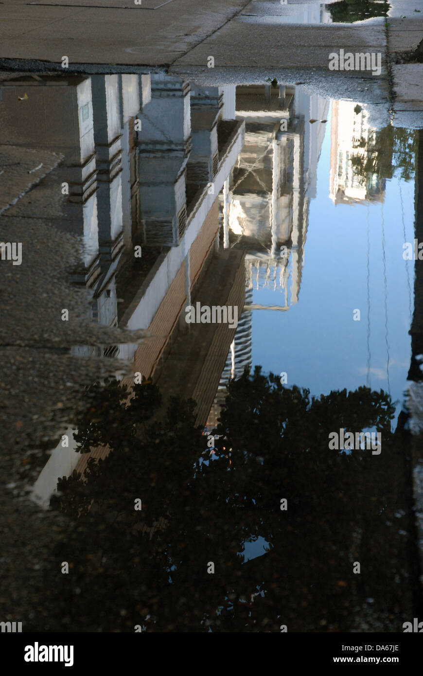 Brisbane apartment construction hi-res stock photography and images - Alamy