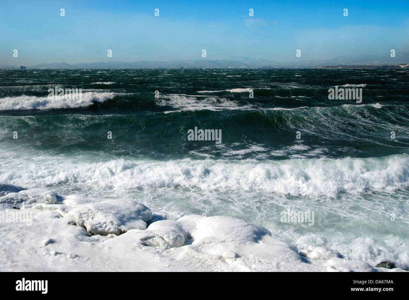 Japan sea hi-res stock photography and images - Alamy