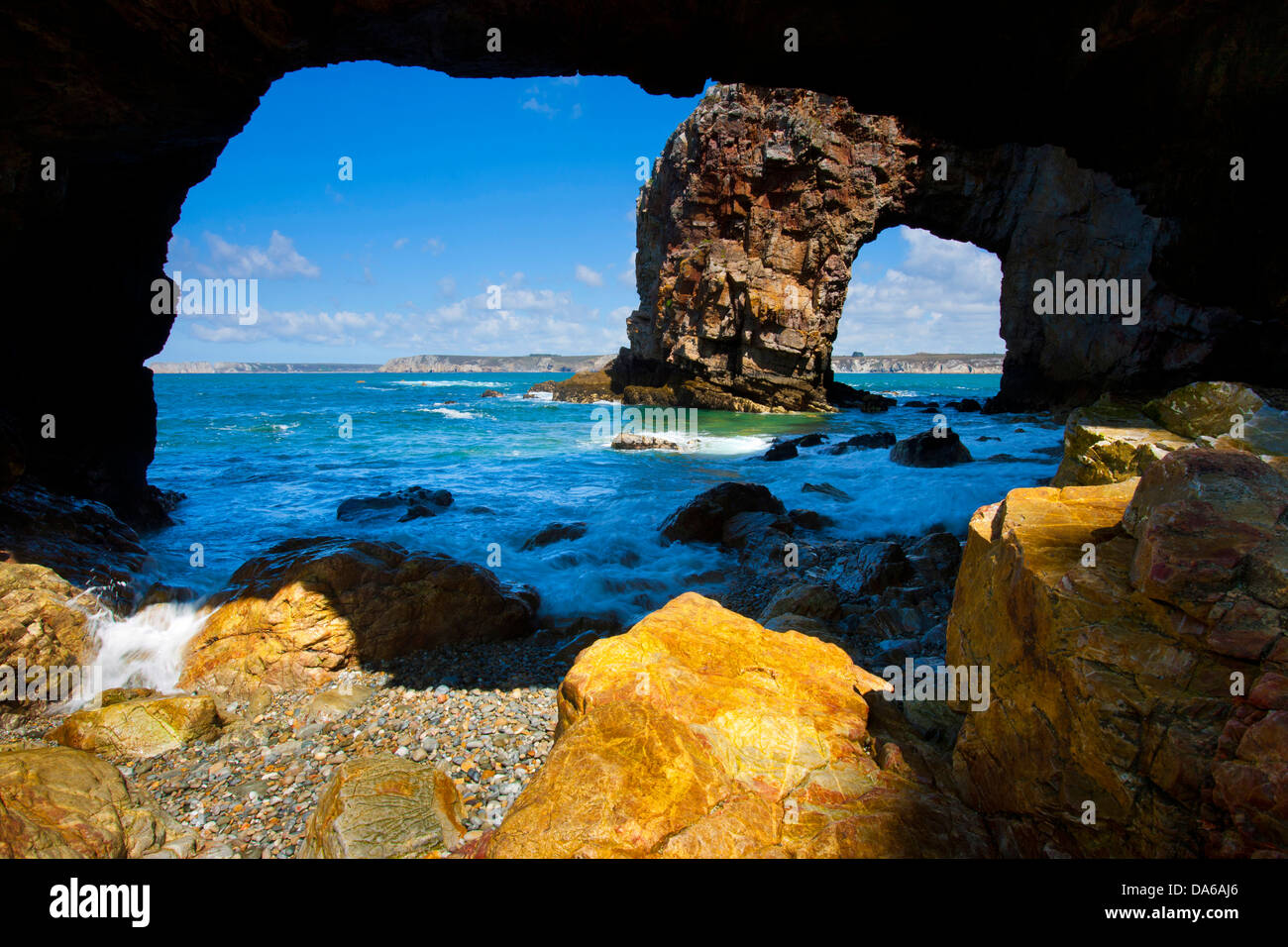Dinan point crozon peninsula brittany hi-res stock photography and ...