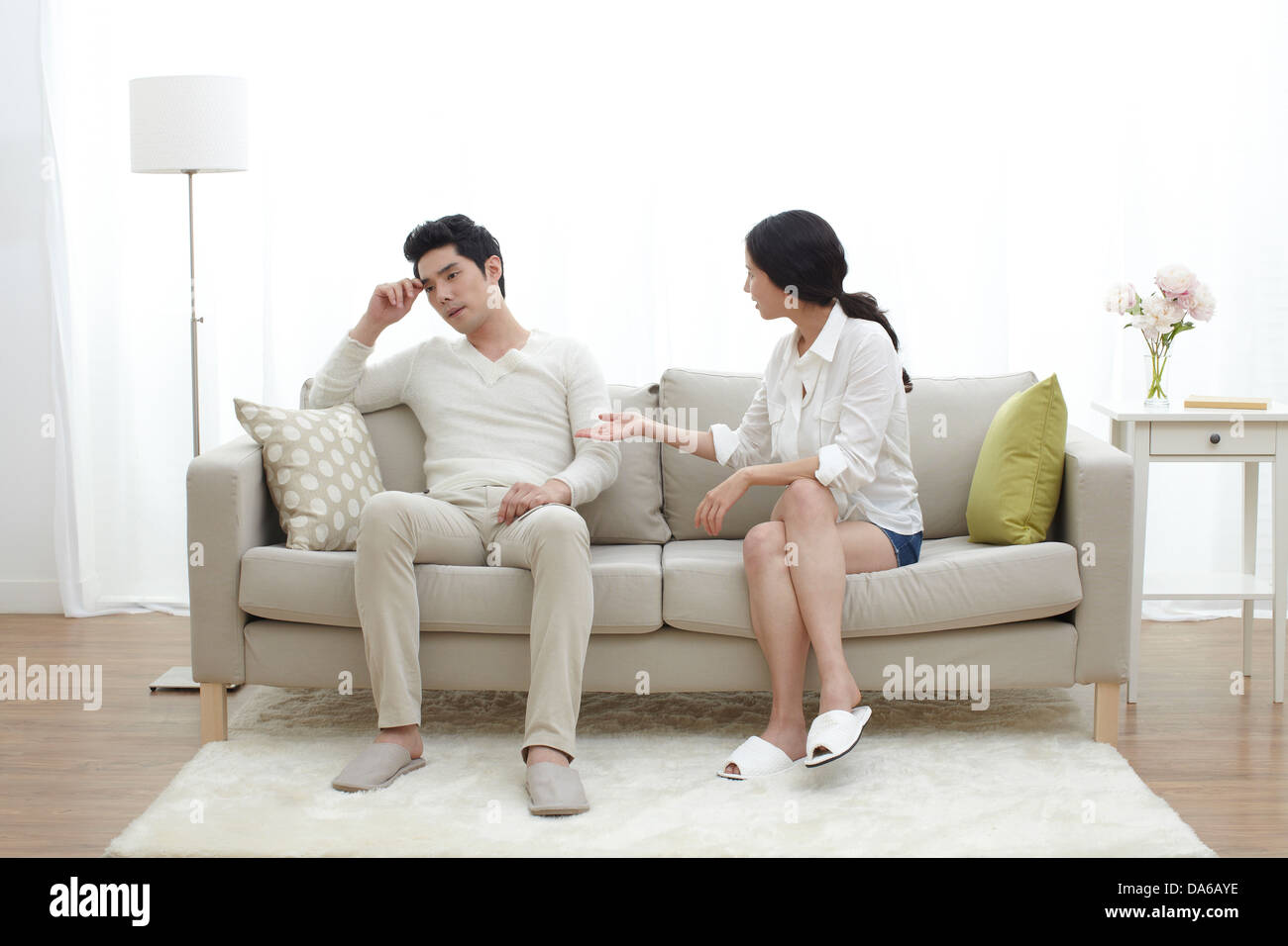 A young couple having relationship difficulties Stock Photo - Alamy