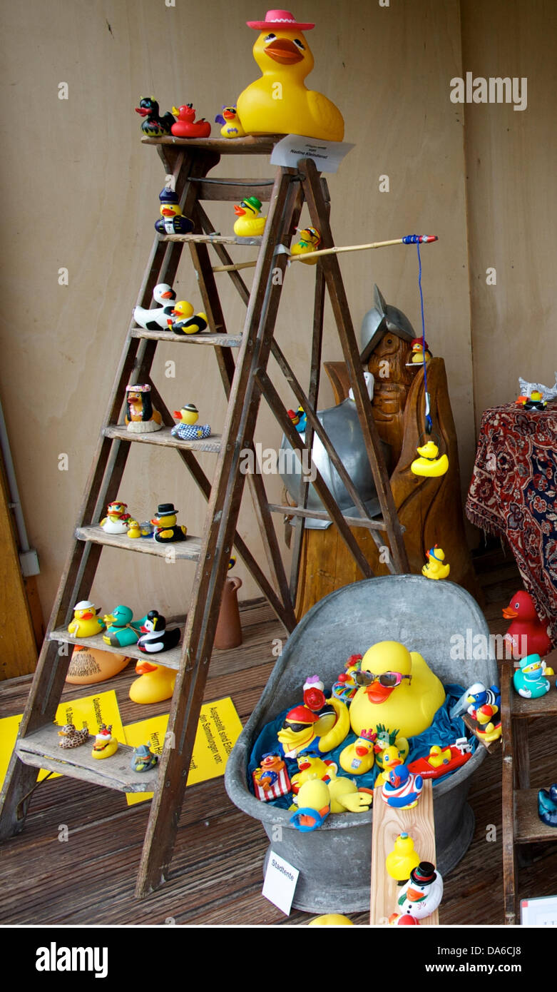 Rubber duckies are on disply in Schlosspark Moritzburg in Zeitz ...