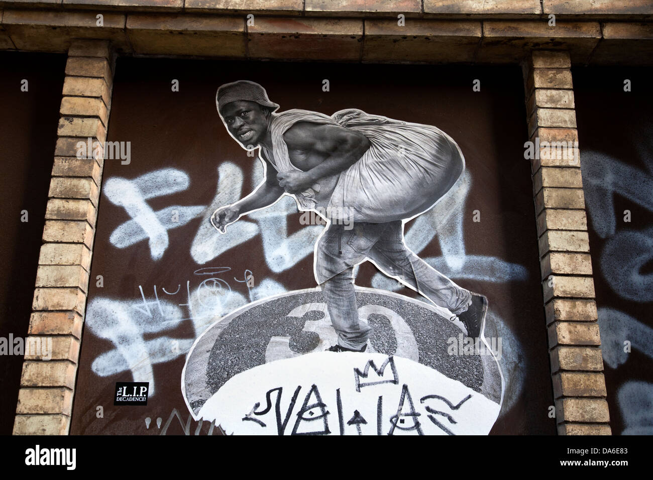 Street Art Barcelona Spain Stock Photo Alamy street-art-barcelona-spain-stock-photo-alamy