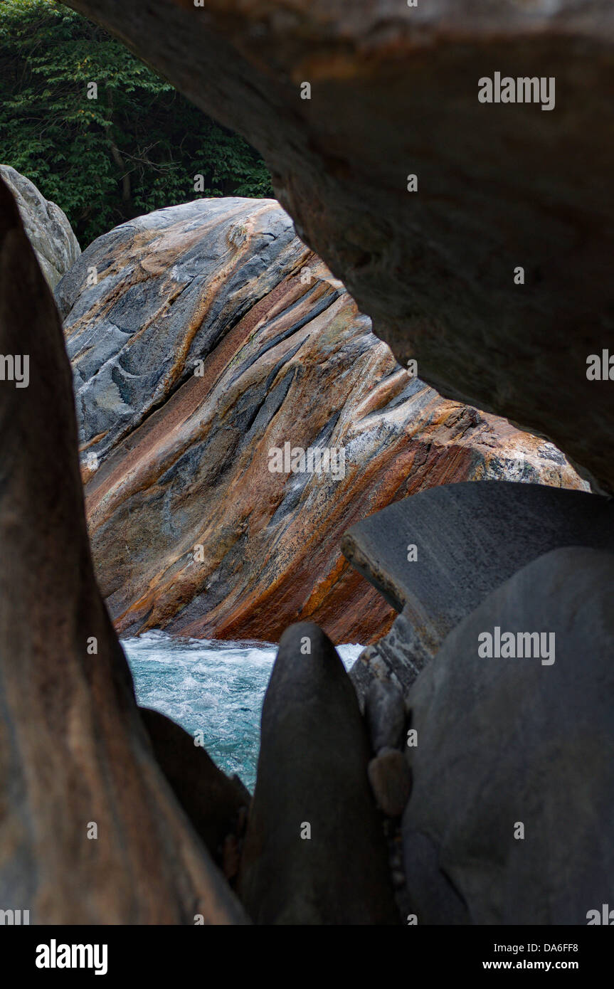 White rock river hi-res stock photography and images - Alamy