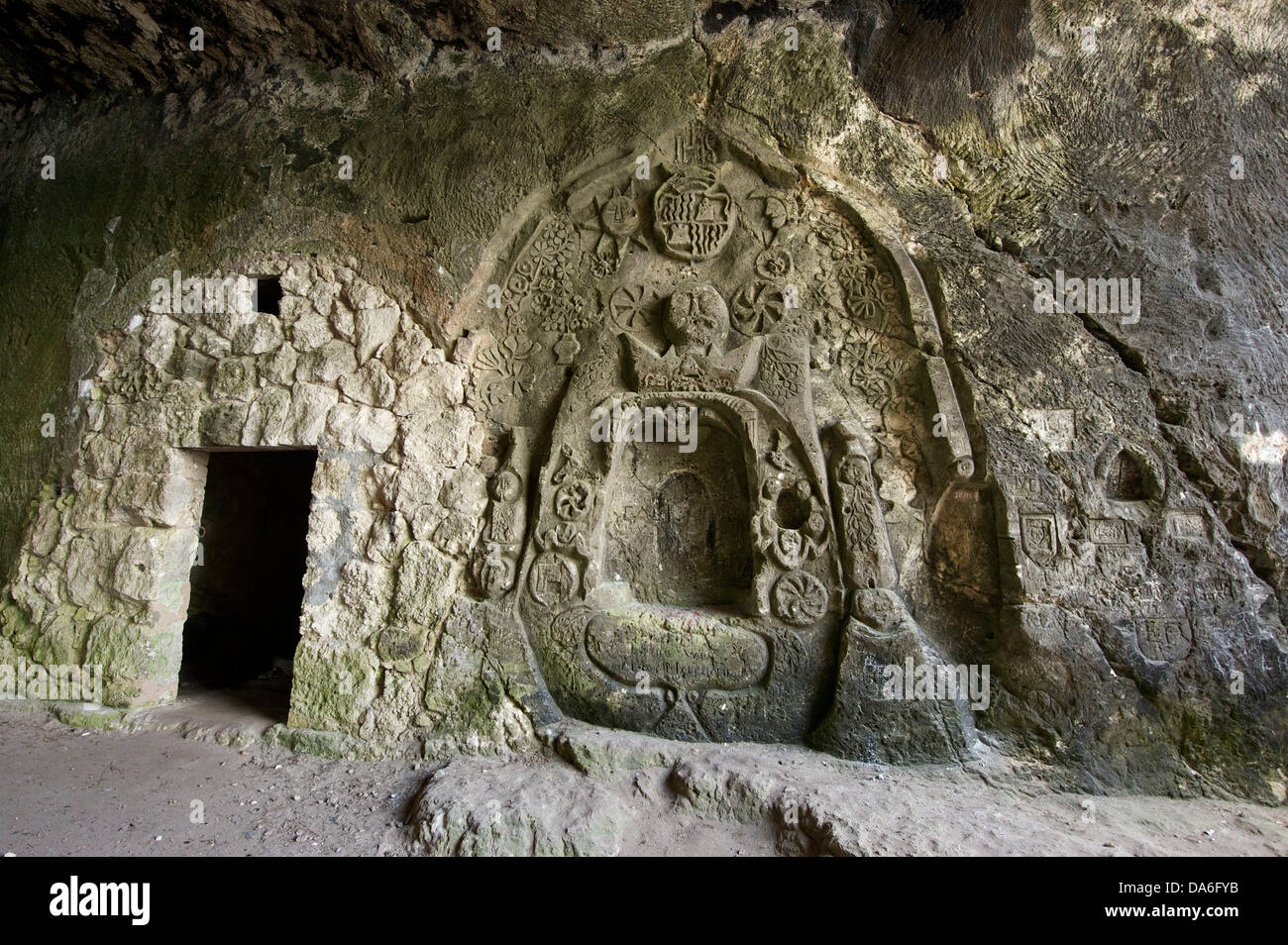 Portals vells cave hi-res stock photography and images - Alamy