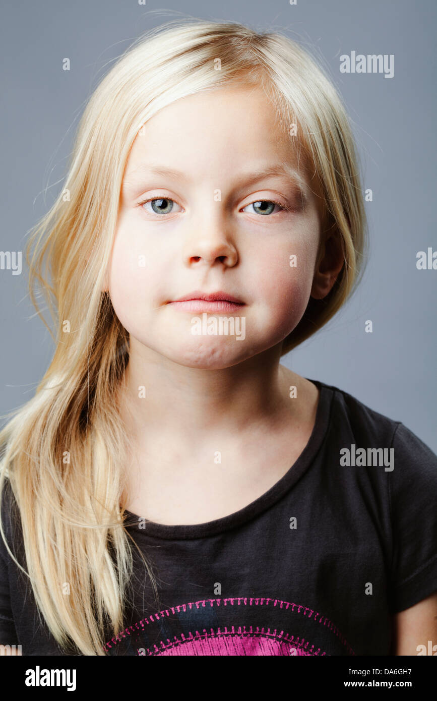 Studio 6 hi-res stock photography and images - Alamy