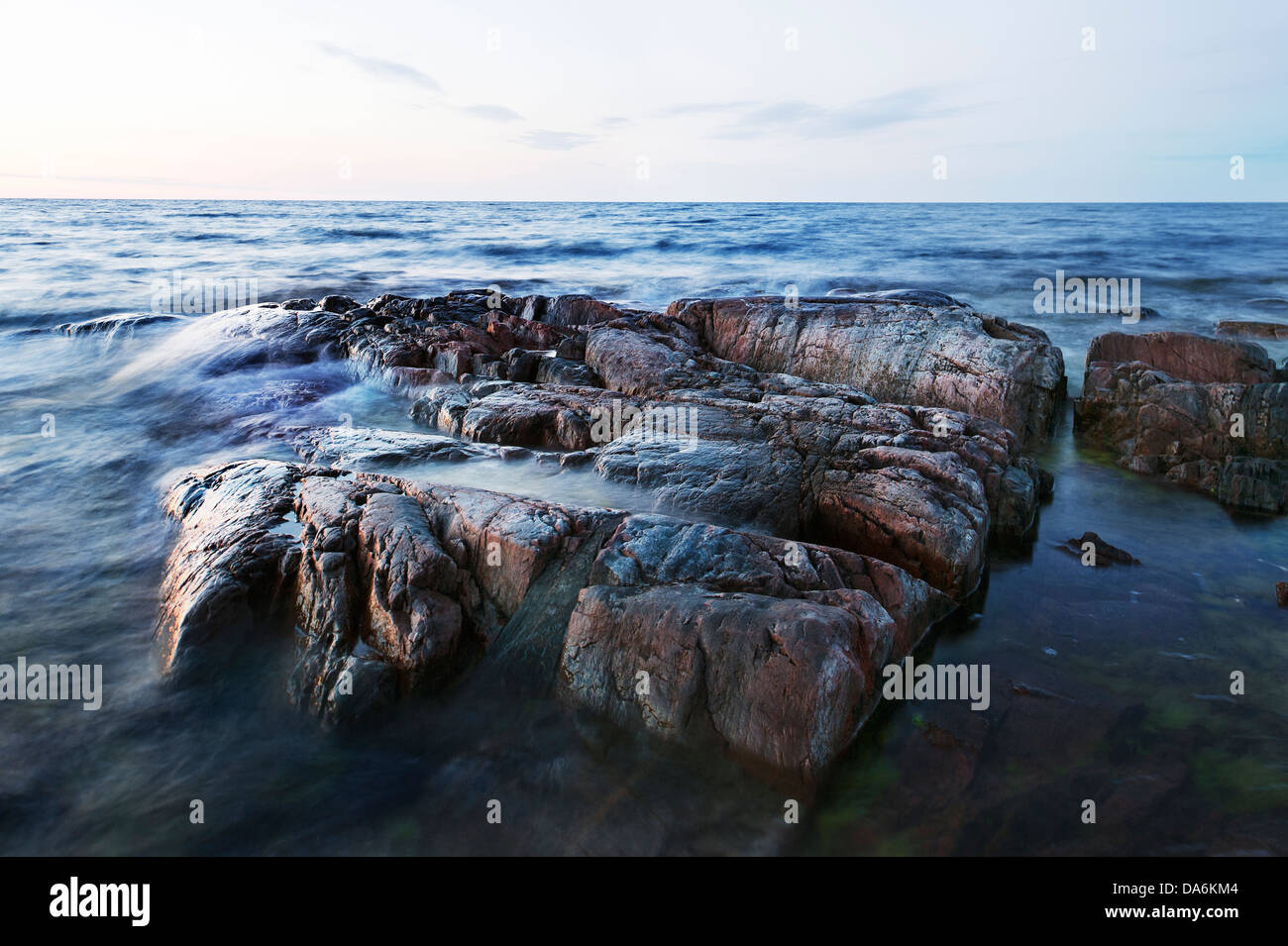Rocks and the sea hi-res stock photography and images - Alamy