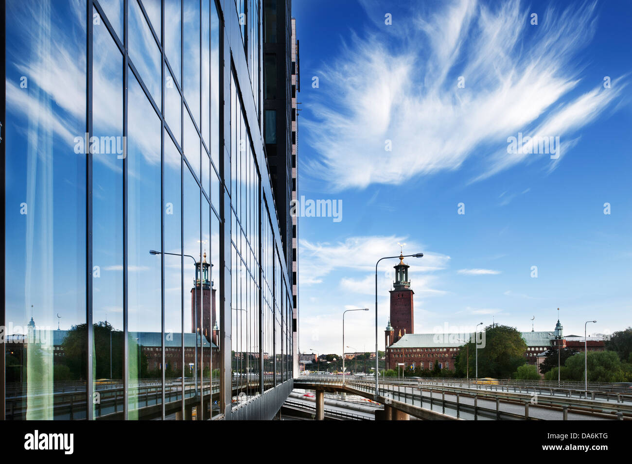 Glass Building Stock Photos & Glass Building Stock Images - Alamy