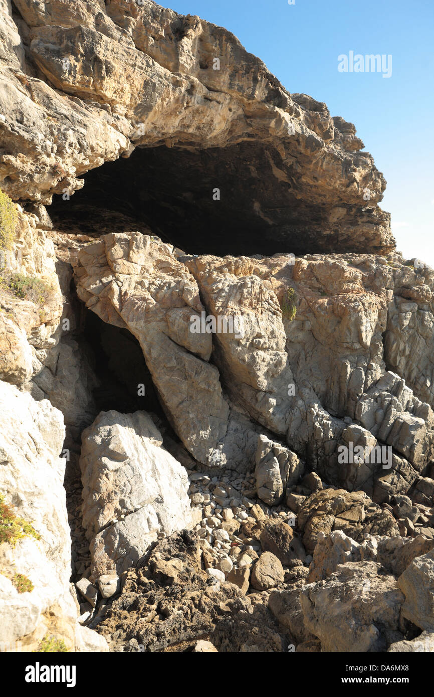 Stone age cave hi-res stock photography and images - Alamy
