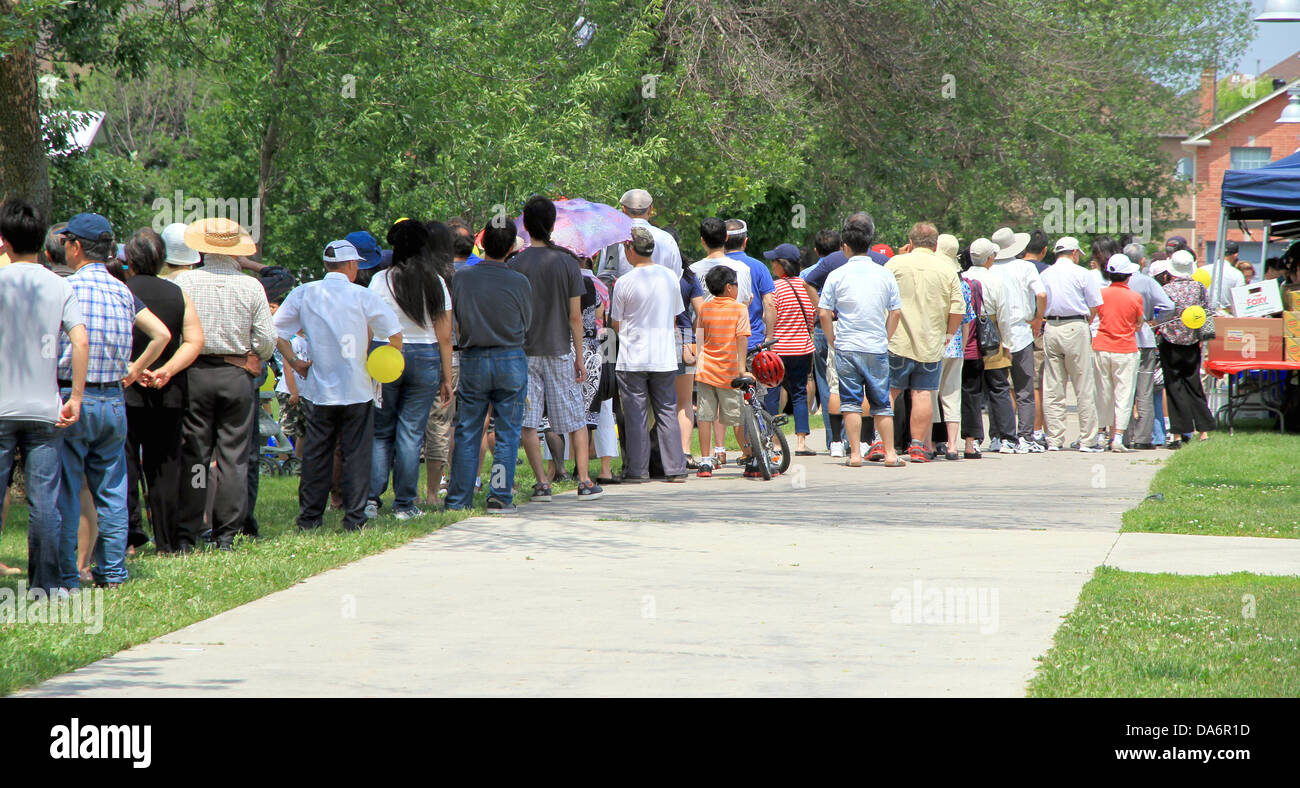 Toronto park bbq hi-res stock photography and images - Alamy