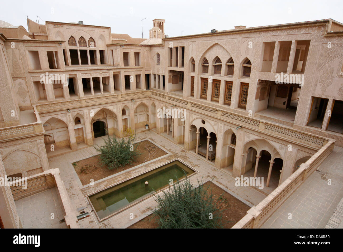 Old traditional architecture in Kashan, Central Iran Stock Photo - Alamy
