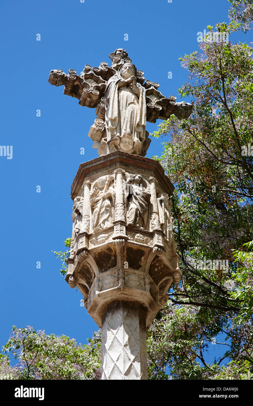 Old cross hi-res stock photography and images - Alamy