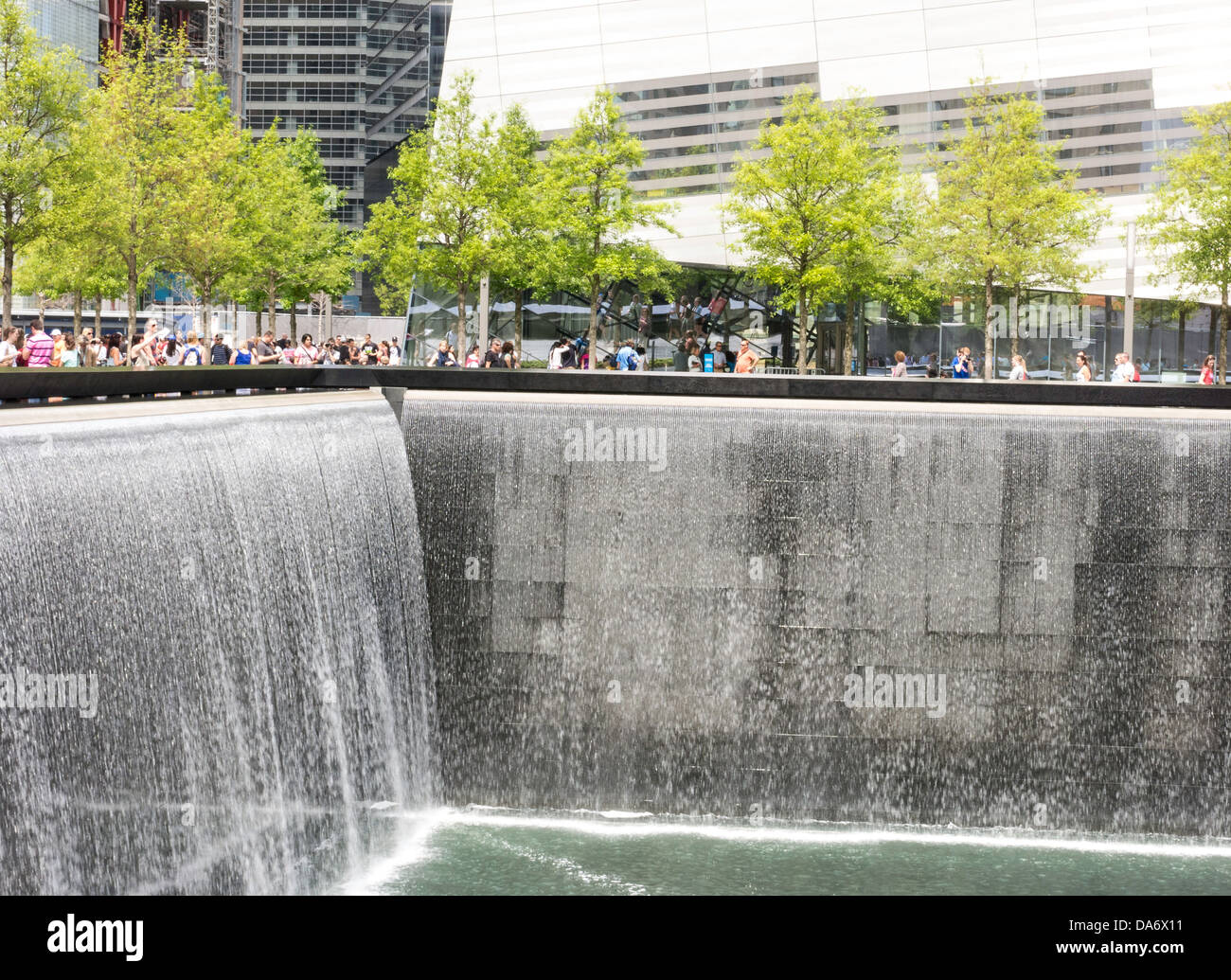 WTC Footprint Memorial Pools "Reflecting Absence" at the The National ...