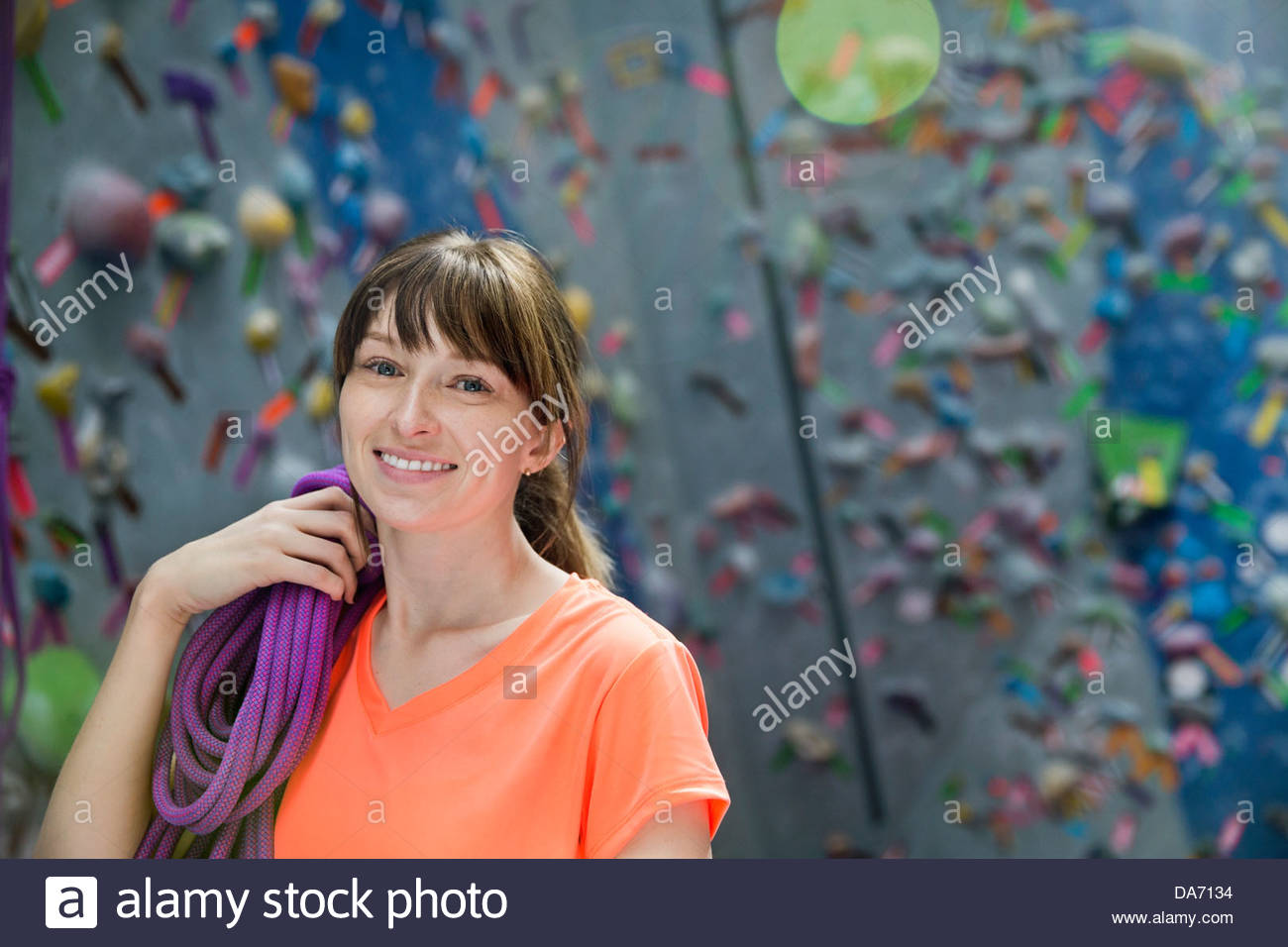 Women climbing rope High Resolution Stock Photography and Images - Alamy