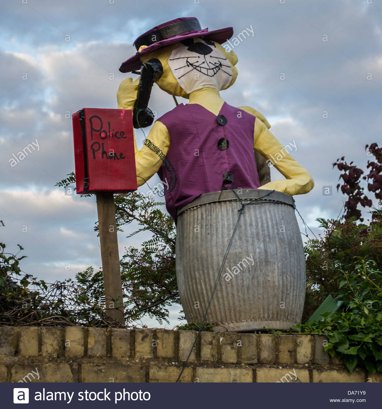 Scarecrow Character Stock Photos & Scarecrow Character Stock Images - Alamy