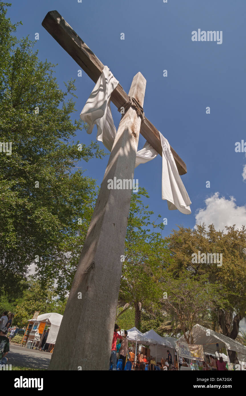 Cross draped with cloth hi-res stock photography and images - Alamy