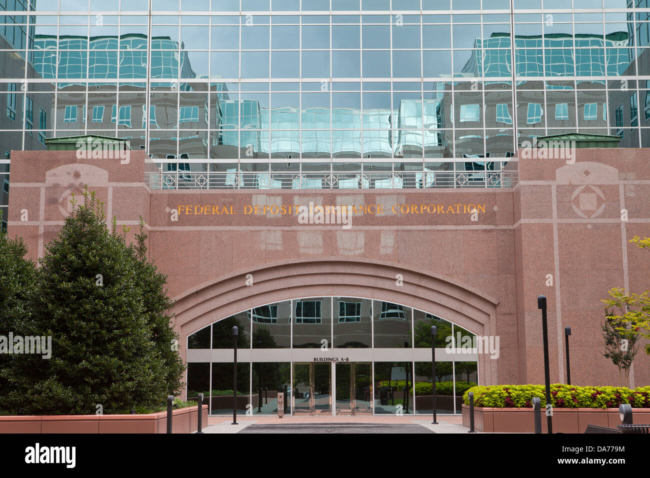 Fdic arlington hi-res stock photography and images - Alamy