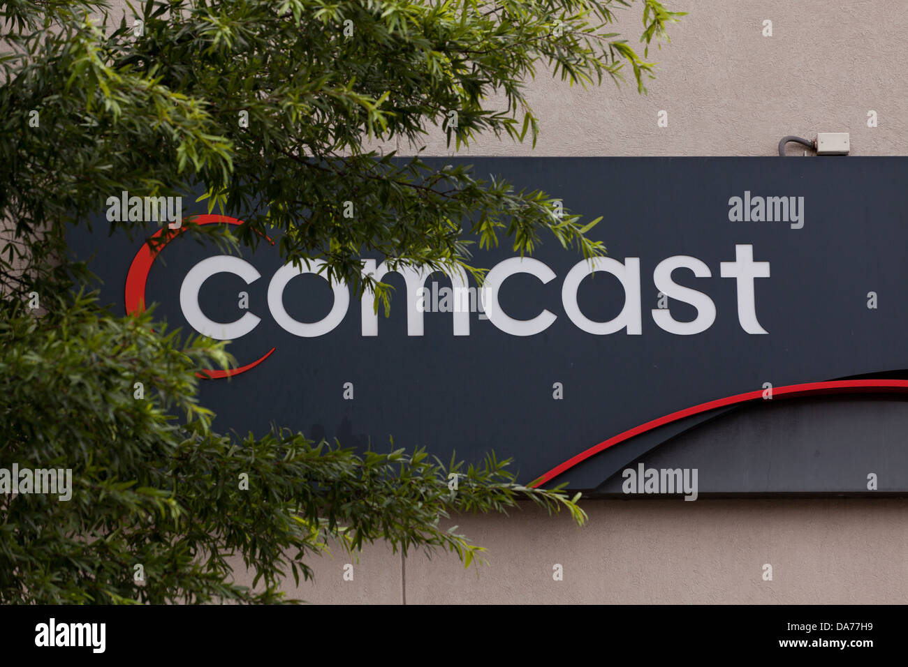 Comcast sign hi-res stock photography and images - Alamy