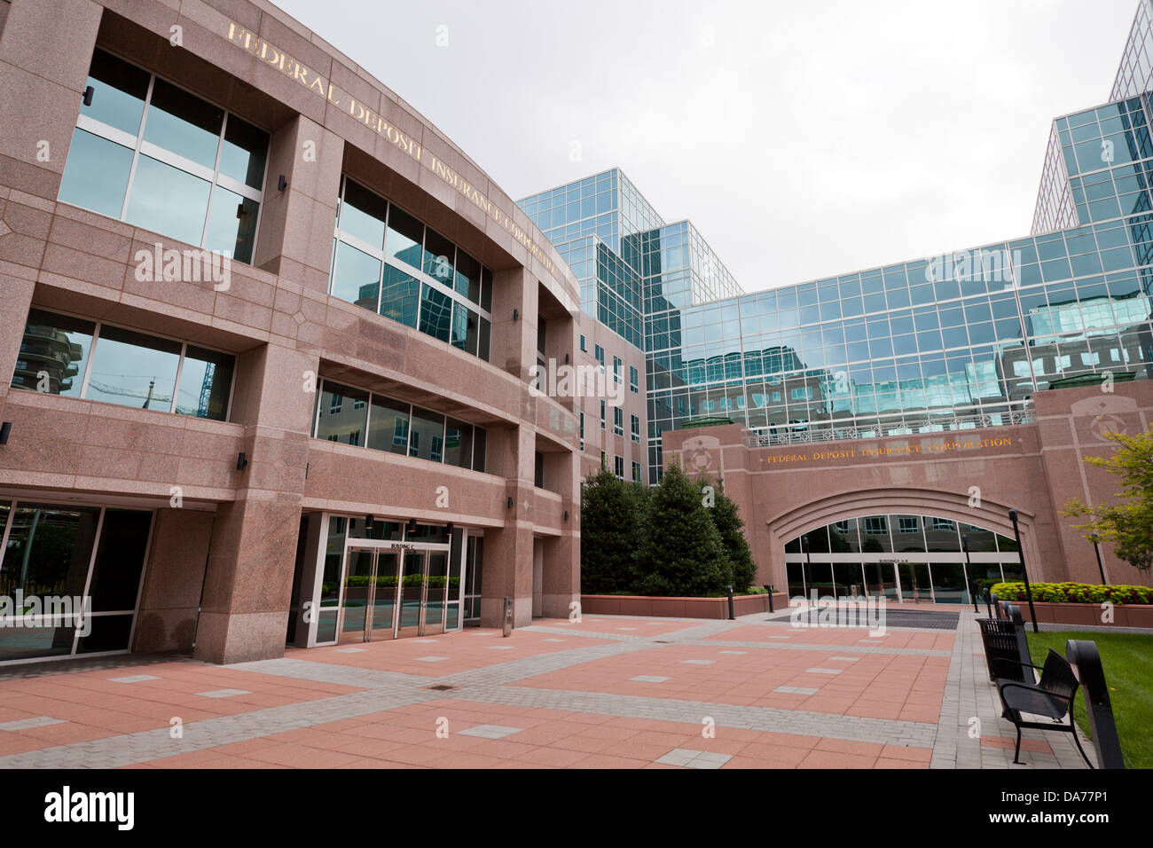FDIC Seidman Center - Arlington, Virginia, USA Stock Photo - Alamy
