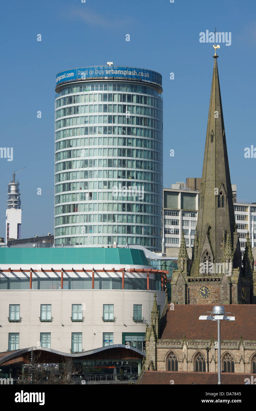 Birmingham City Centre: St. Martin's Square, the Bullring, the Rotunda ...