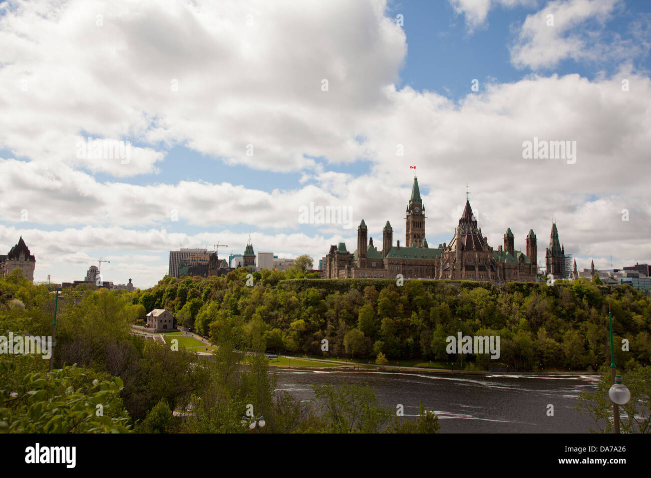 Skyline ottawa capital of canada hi-res stock photography and images ...