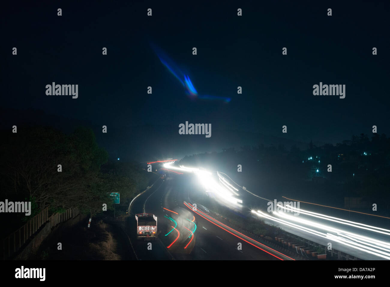 Mumbai pune expressway hi-res stock photography and images - Alamy