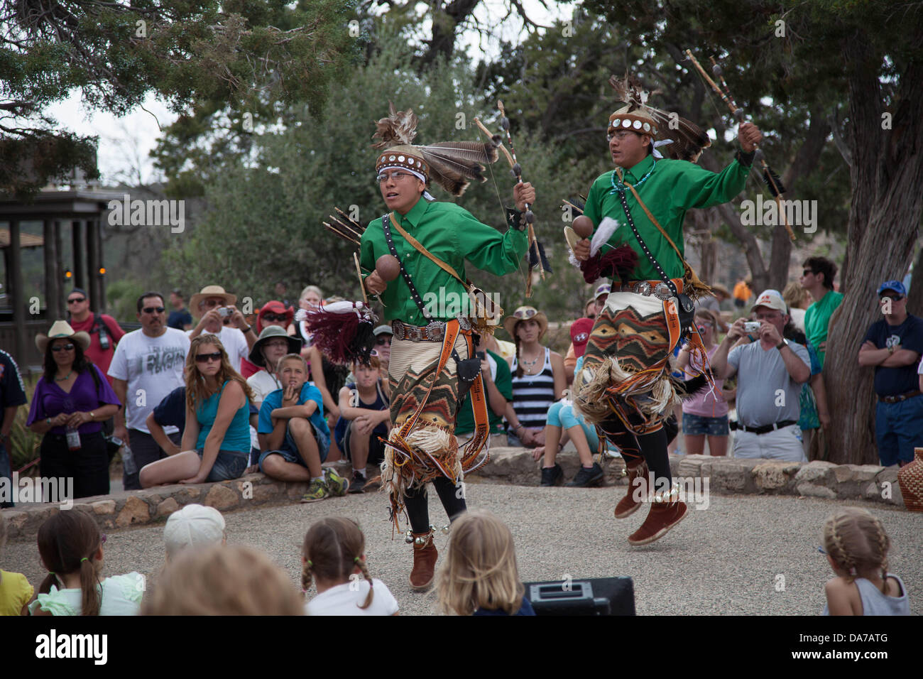 Hopi dance hi-res stock photography and images - Alamy