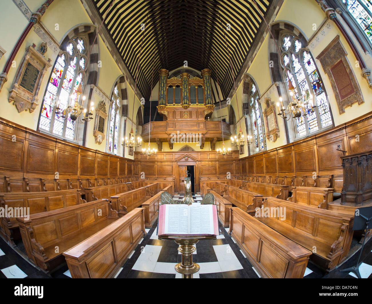 Suspended floor beams hi-res stock photography and images - Alamy