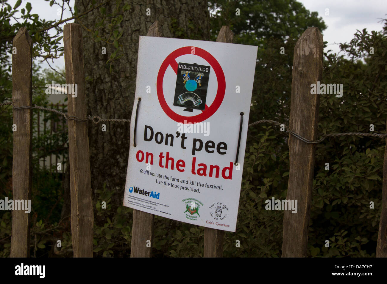 Don't pee on the land sign Glastonbury Festival, Somerset, England ...