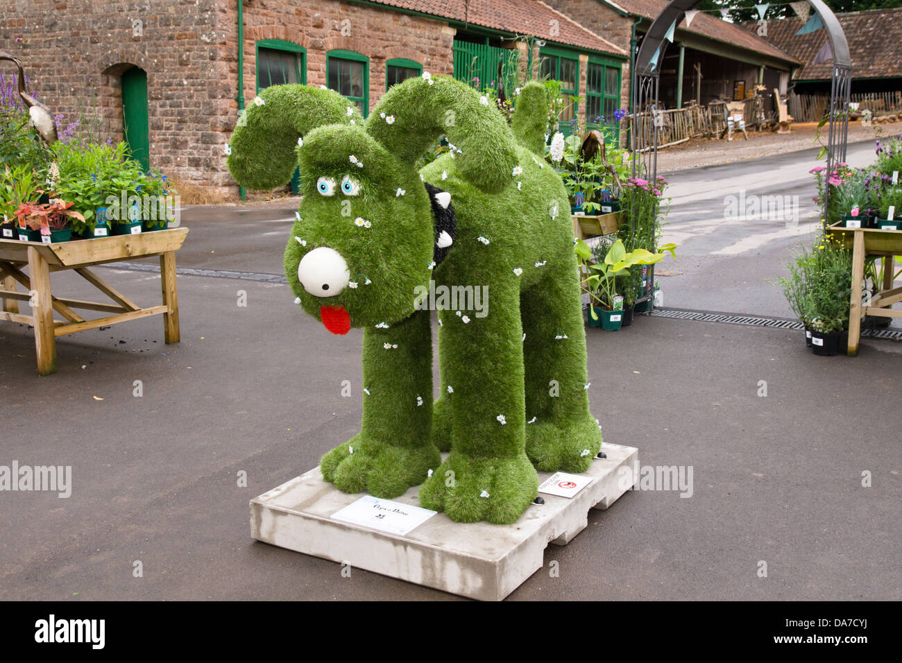 Gromit Unleashed is an art project to raise funds for Wallace and ...