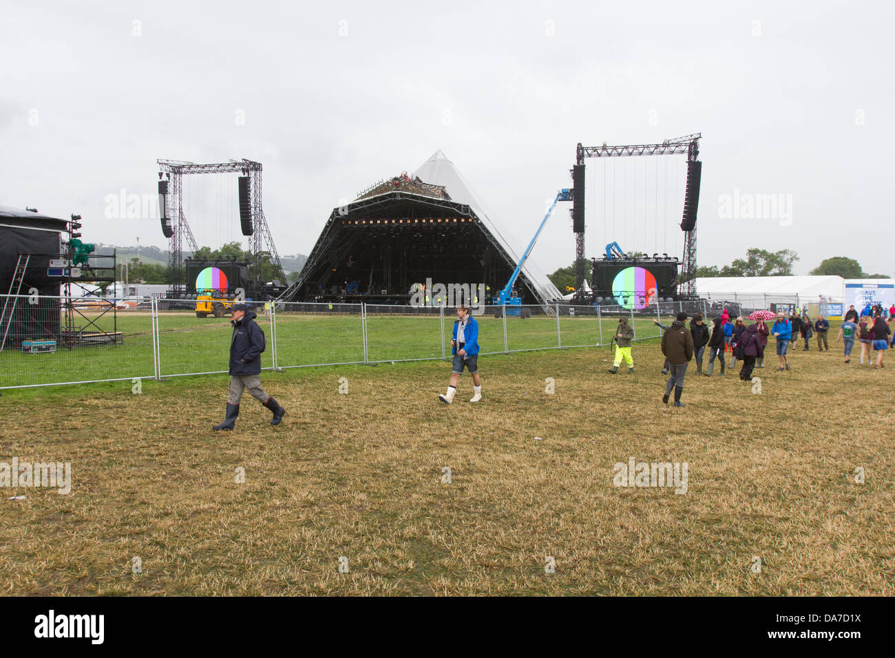 Pyramid stage being set up at the Glastonbury festival 2013 Stock Photo ...