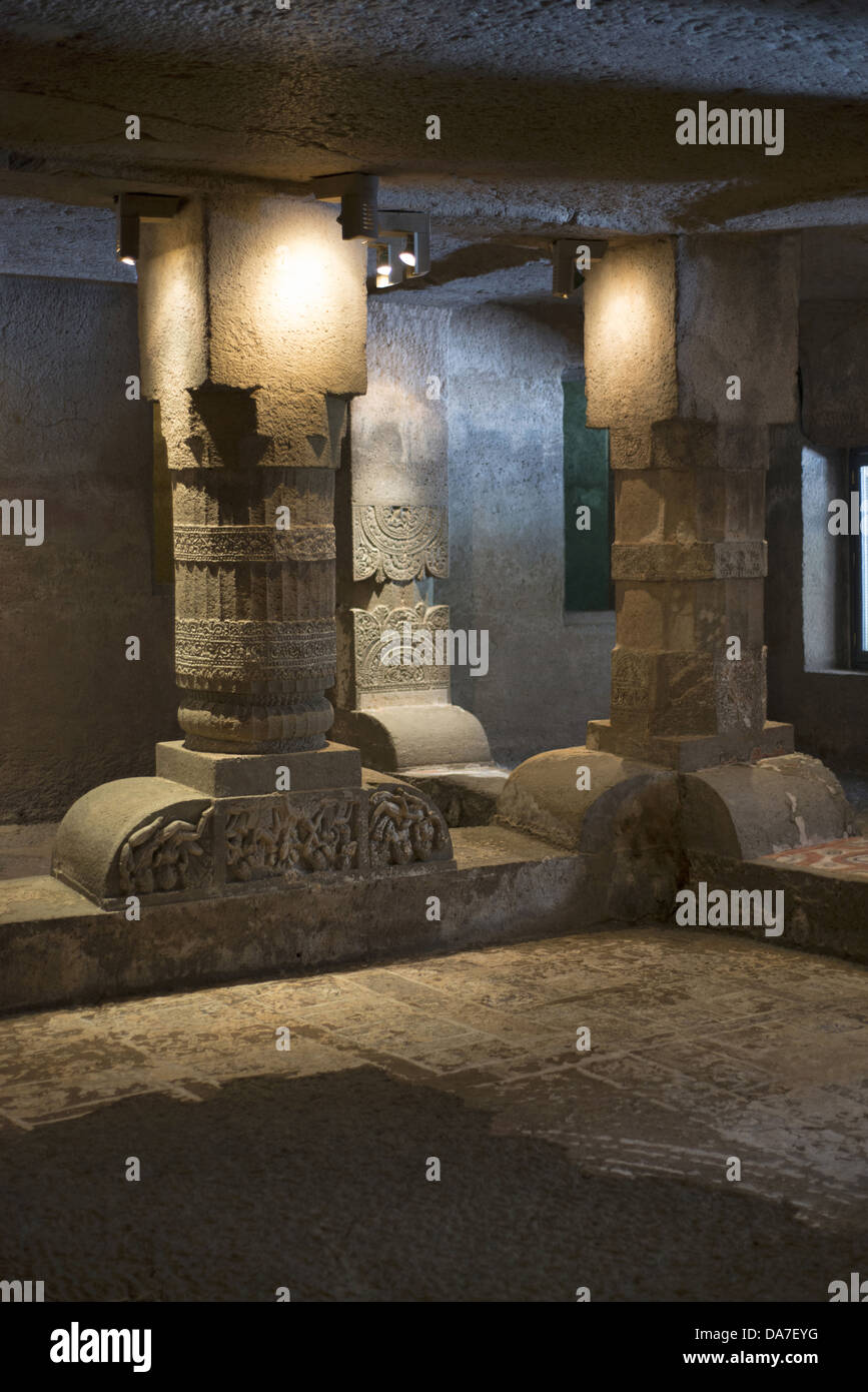 Cave No 20 : Interior view of the hall of Vihara showing decorative ...