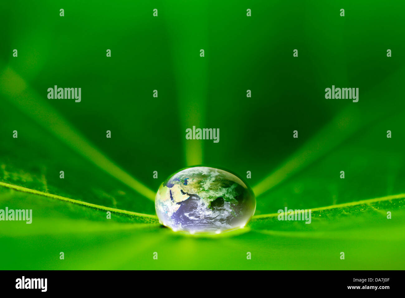 Water droplet world map hi-res stock photography and images - Alamy