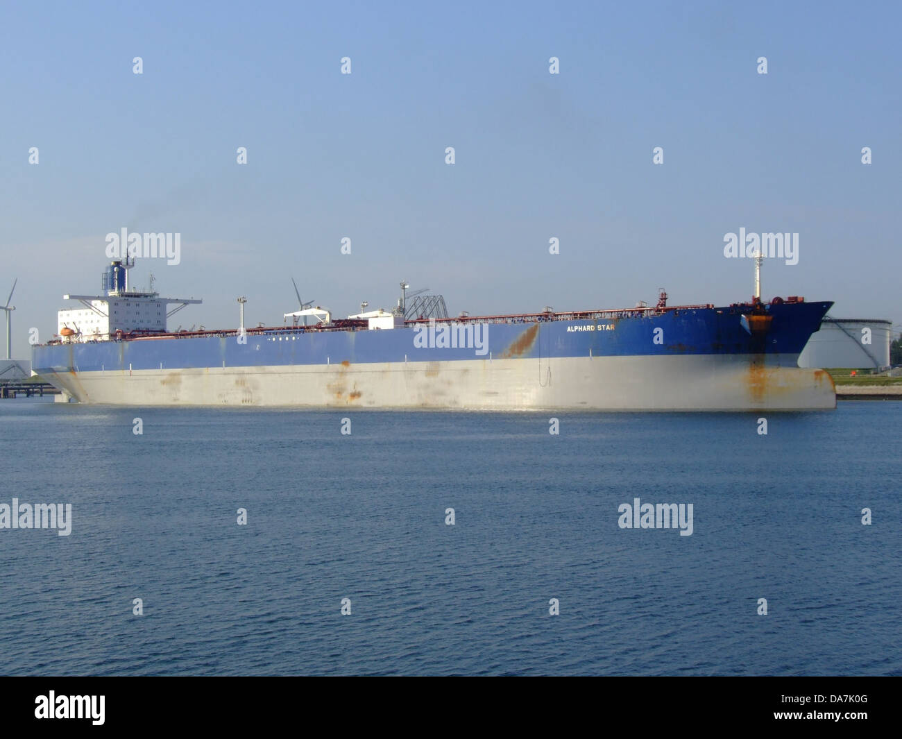 The Alphard Star (IMO 905058936888) is a bulk carrier ship known for ...