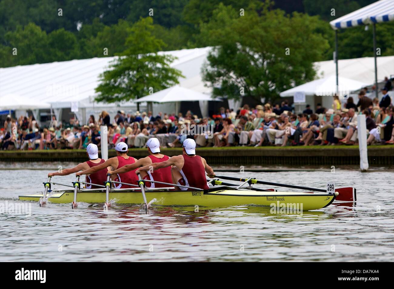 Rowing in marlow hi-res stock photography and images - Alamy