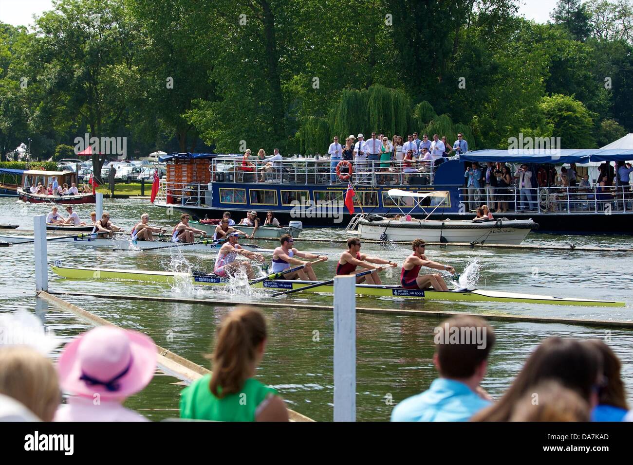 Oxford brookes university rowing hi-res stock photography and images ...