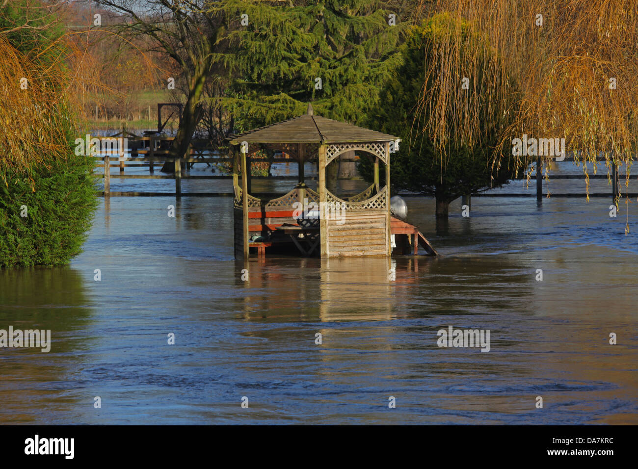 Flooded garden lawn hi-res stock photography and images - Alamy