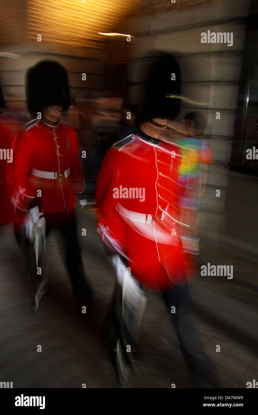 Canadian military marching hi-res stock photography and images - Alamy