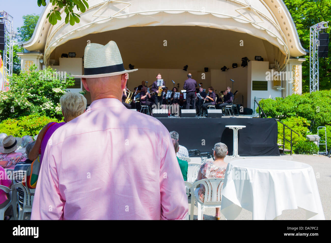 Big concert music man hi-res stock photography and images - Alamy